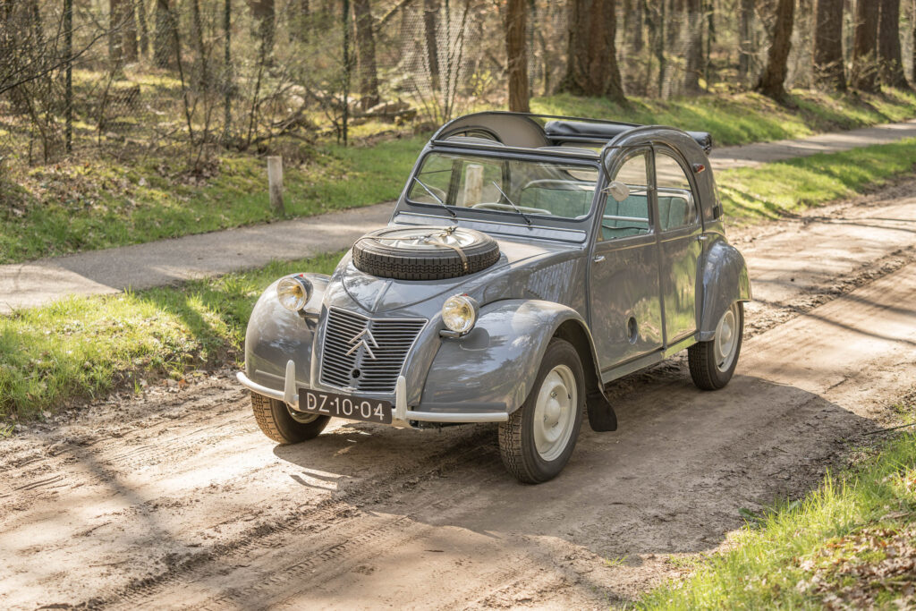 2cv 4x4 Sahara (1962) Te koop | 2CVgarage » 2CVgarage